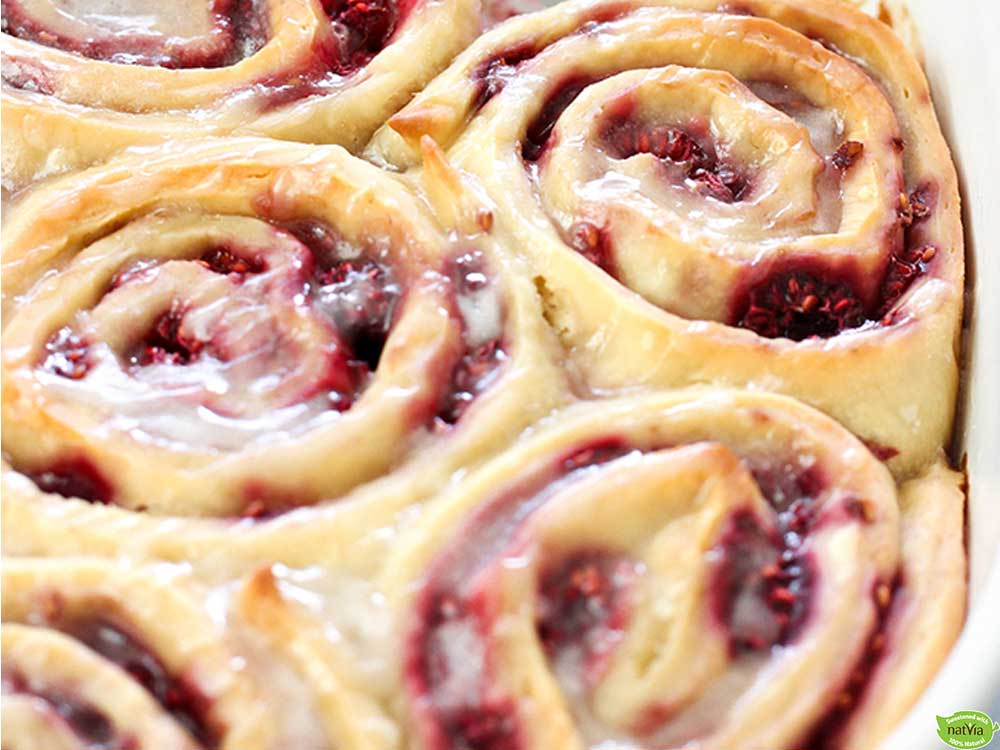Vegan Raspberry Scrolls | Natvia Online Store