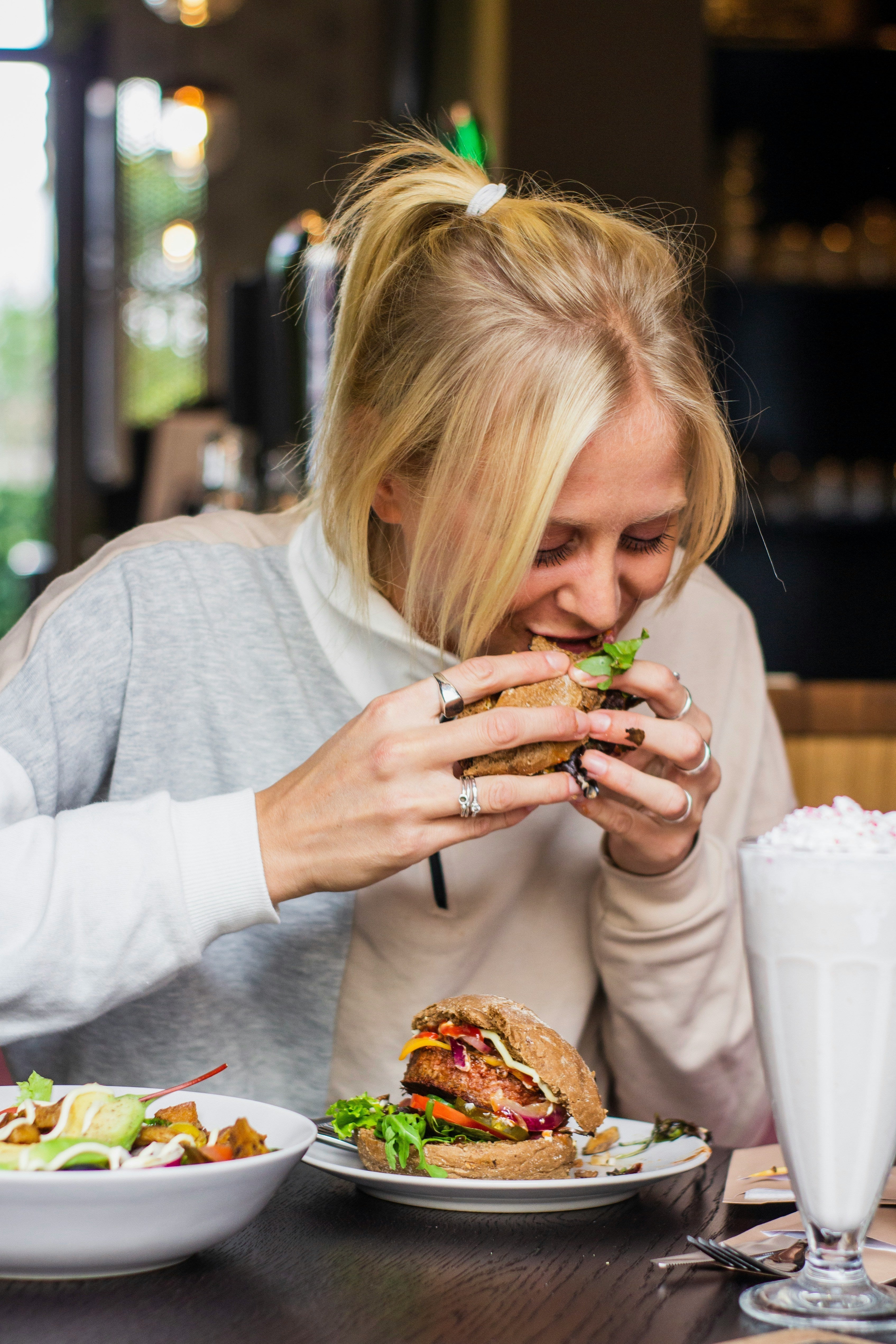 How to Tell If You Are Hungry or Just Craving Sugar – Natvia Online Store